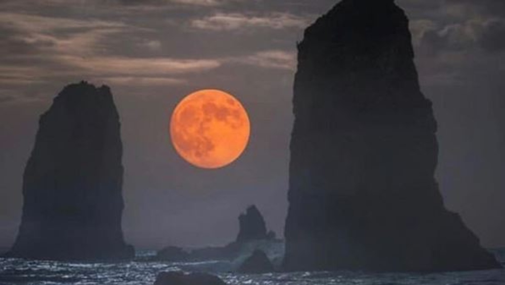 Full Worm Supermoon 2019: 21 मार्च को दिखेगा साल का आखिरी सबसे बड़ा ...
