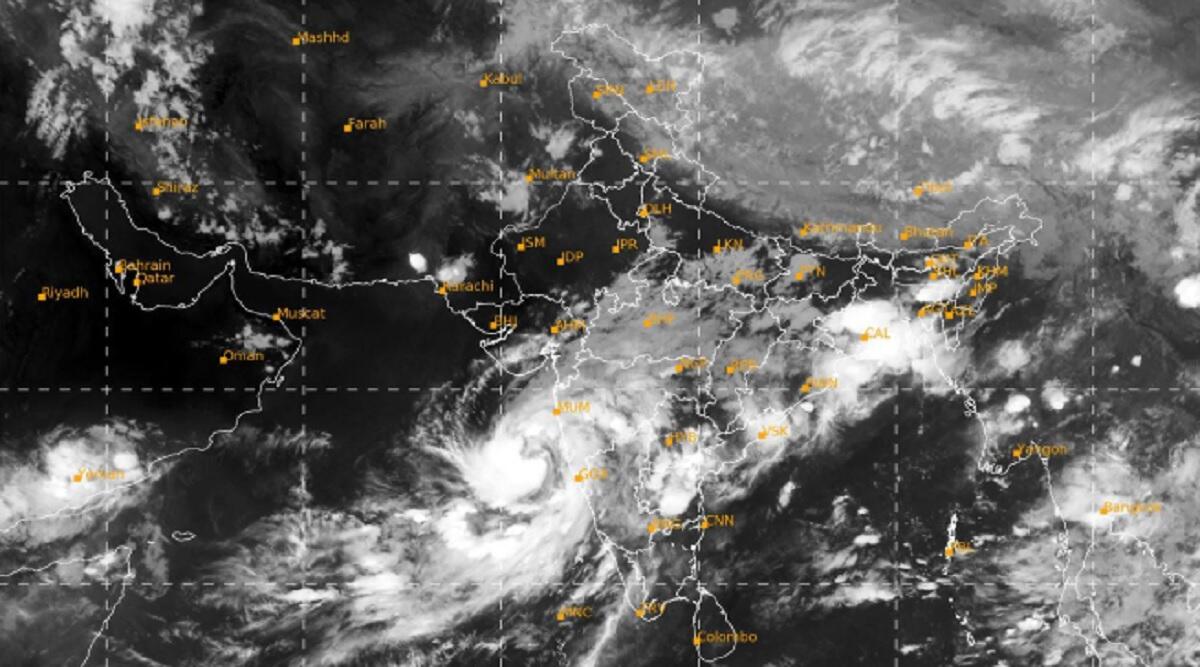 Cyclone Nisarga Live Satellite Map and Tracking: इन जगहों से गुजरेगा ...